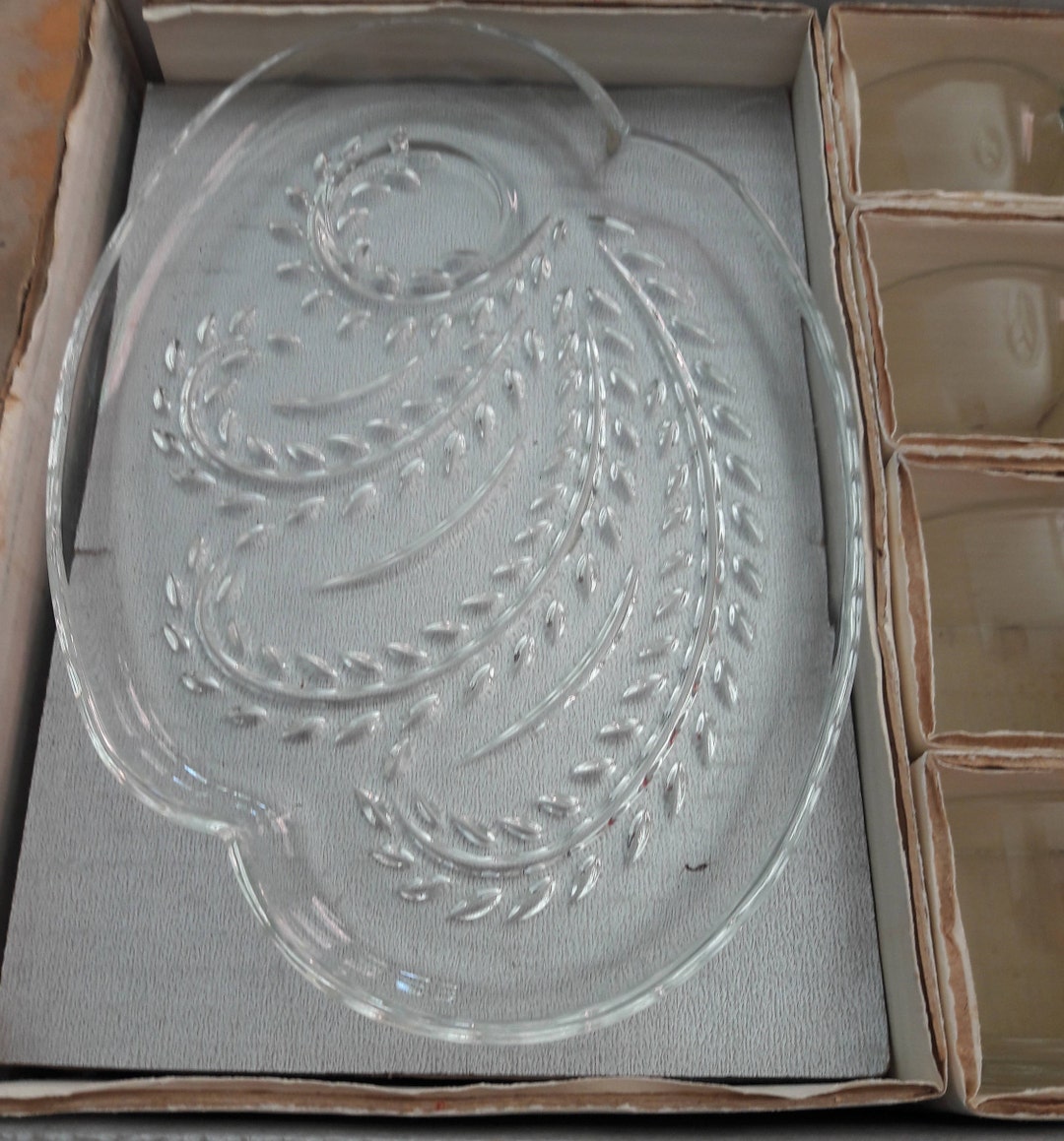 Anchor Hocking Federal Glass Wheat Pattern Snack Set (8) - Etsy
