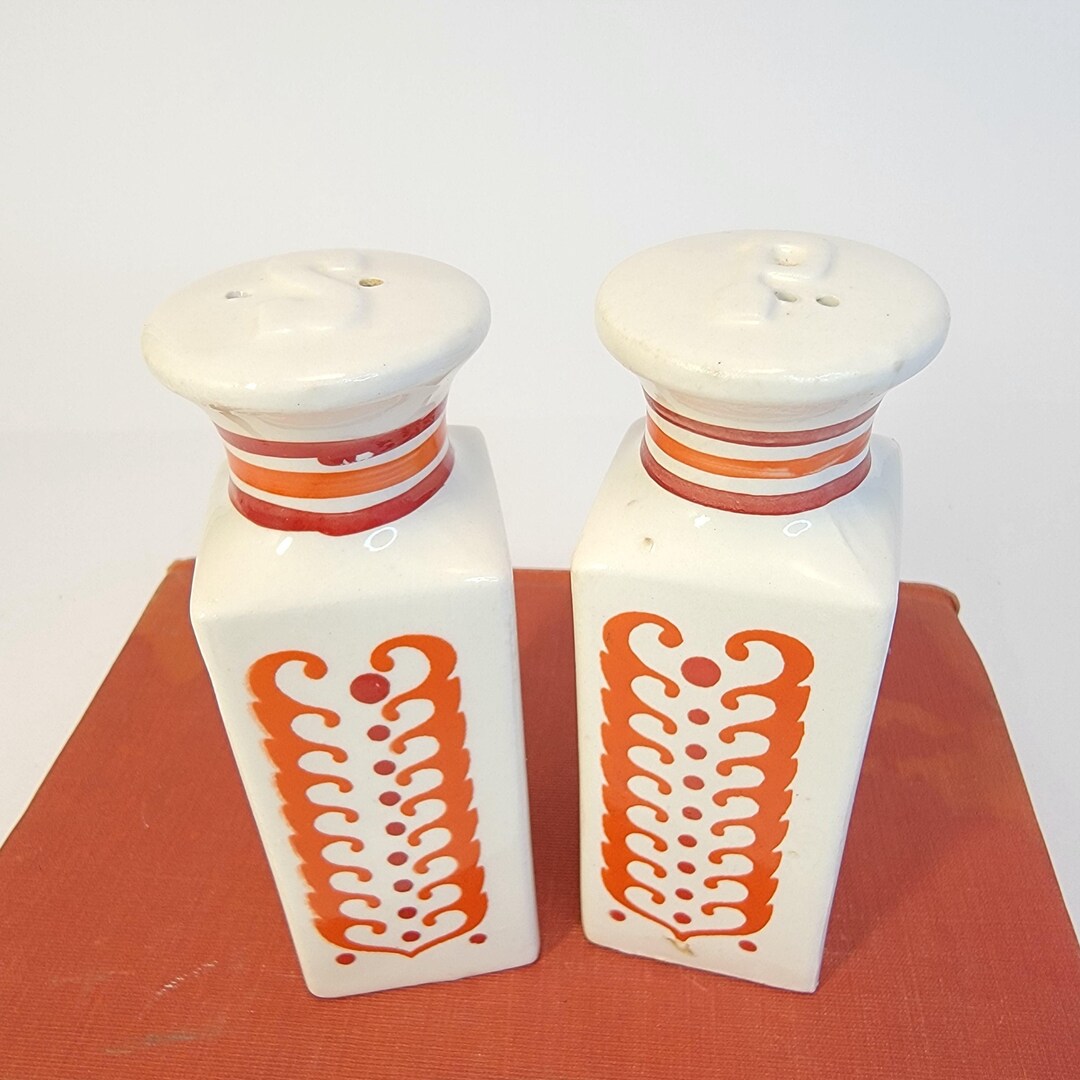 Vintage 1964, Rare Set HOLT-HOWARD, Ceramic Salt & Pepper Shaker Set ...