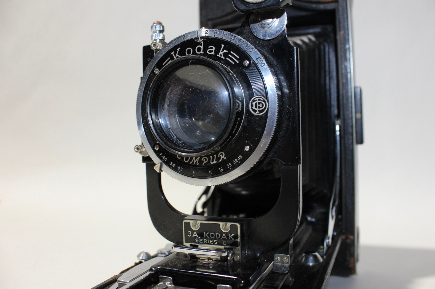 Vintage C. 1939-1941 -kodak / 3A Series II- Folding Bed Camera. Format ...