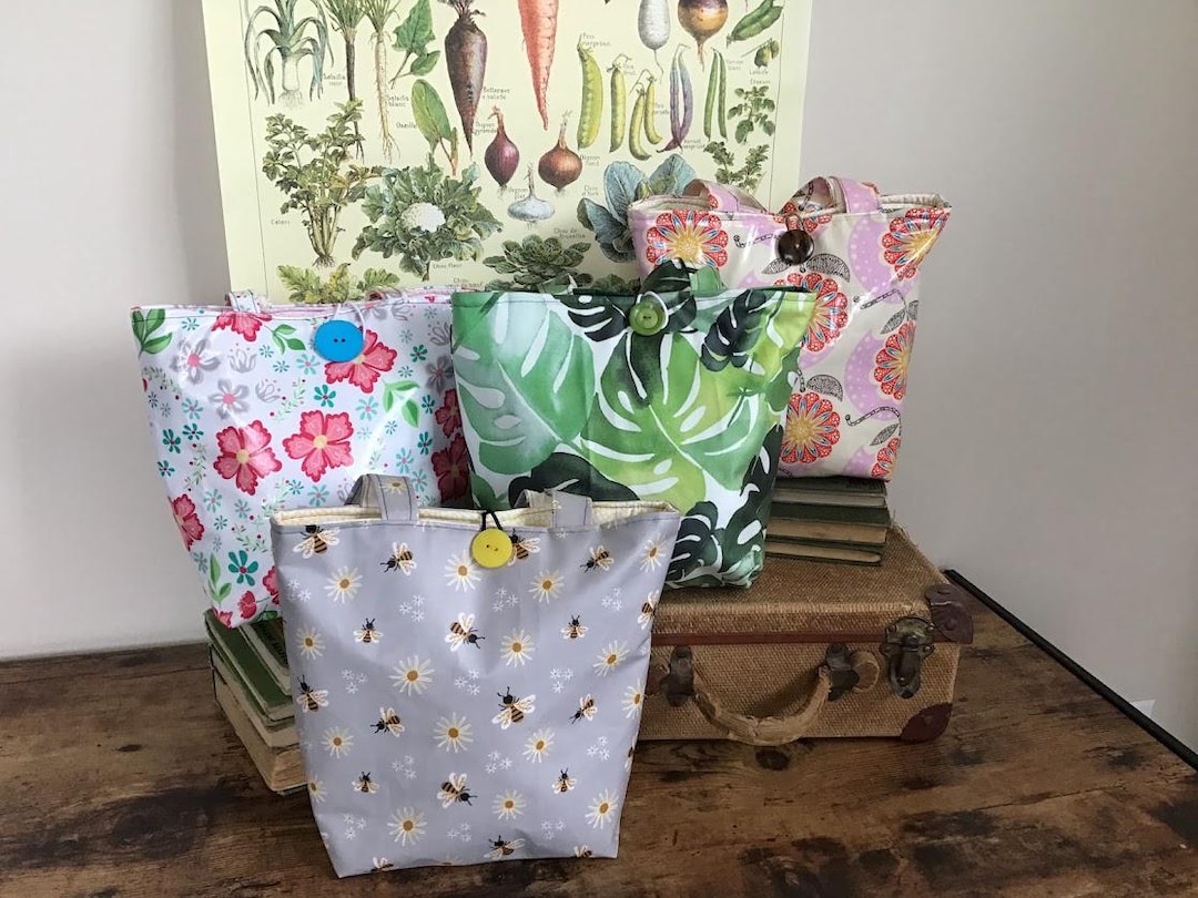 Insulated Lunch Bag, Snack Bag, Button Closure, Magnetic Snap, Wipeable ...