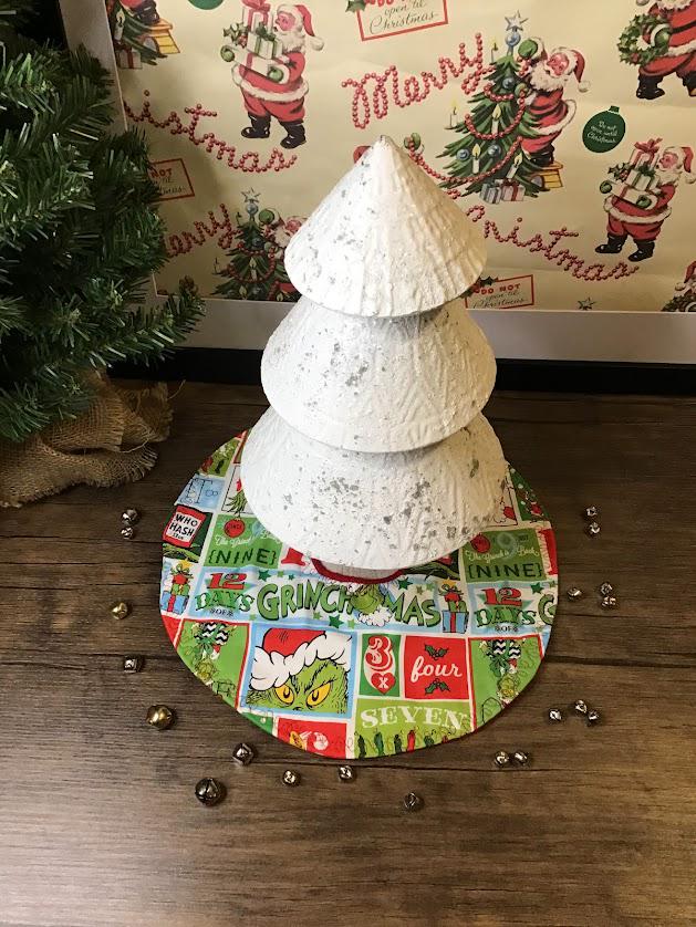 Mini Christmas Tree Skirt, Handmade, Quilted, Tabletop Tree Skirt ...