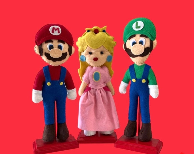 Super Mario Bros., Princess Peach and Luigi - Felt Centerpieces ...