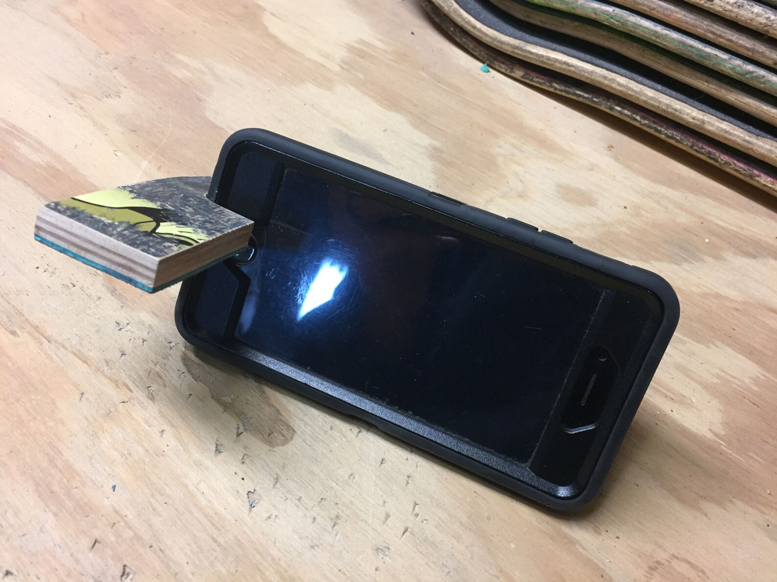 Recycled Skateboard Phone Stand (with Otter Box/bigger Case) - Etsy