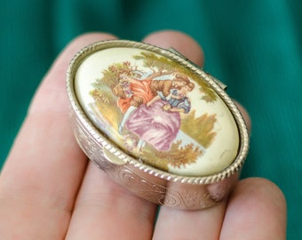 Cameo Pill Box - Etsy