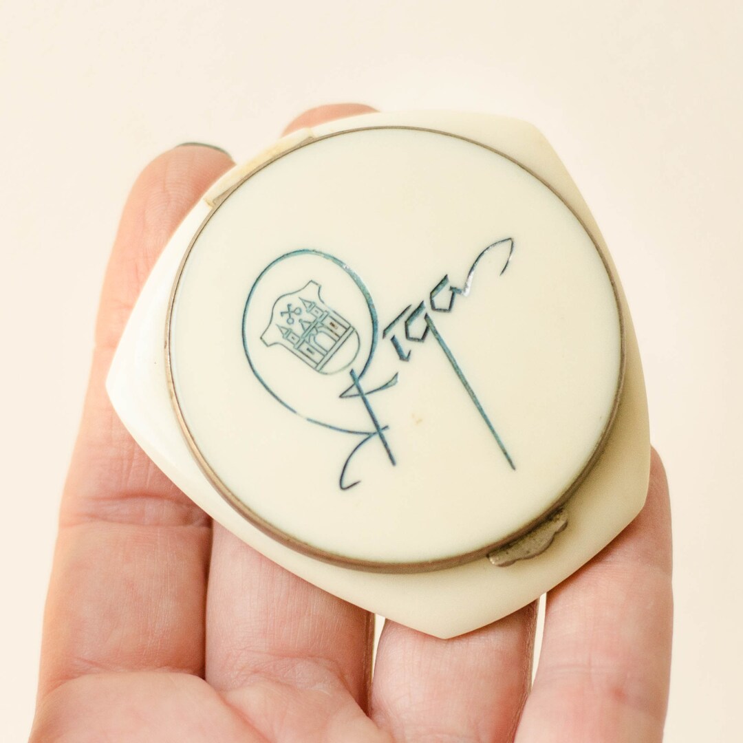 Vintage Soviet Bakelite Powder Box RIGA With Makeup Mirror Compact - Etsy