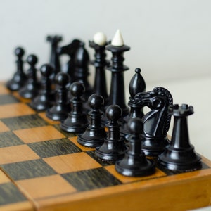 Soviet CHESS SET With Wooden Chess Board Bakelite Chess - Etsy UK