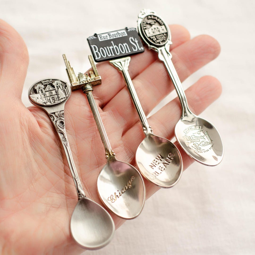 Vintage Souvenir Spoons: Santa Fe, Chicago Skyline, New Orleans ...