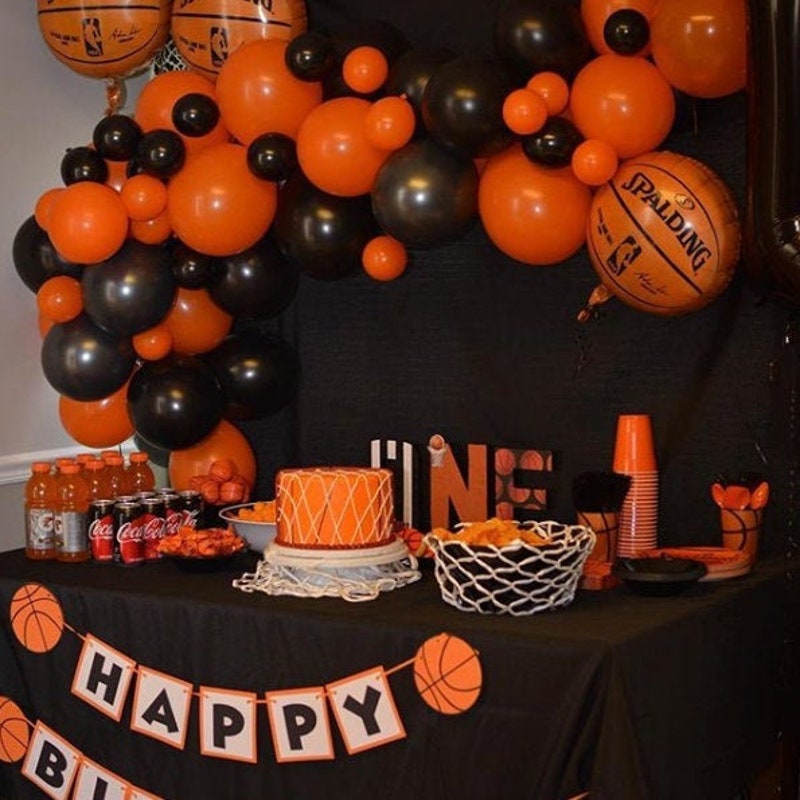 Basketball Garland - Etsy