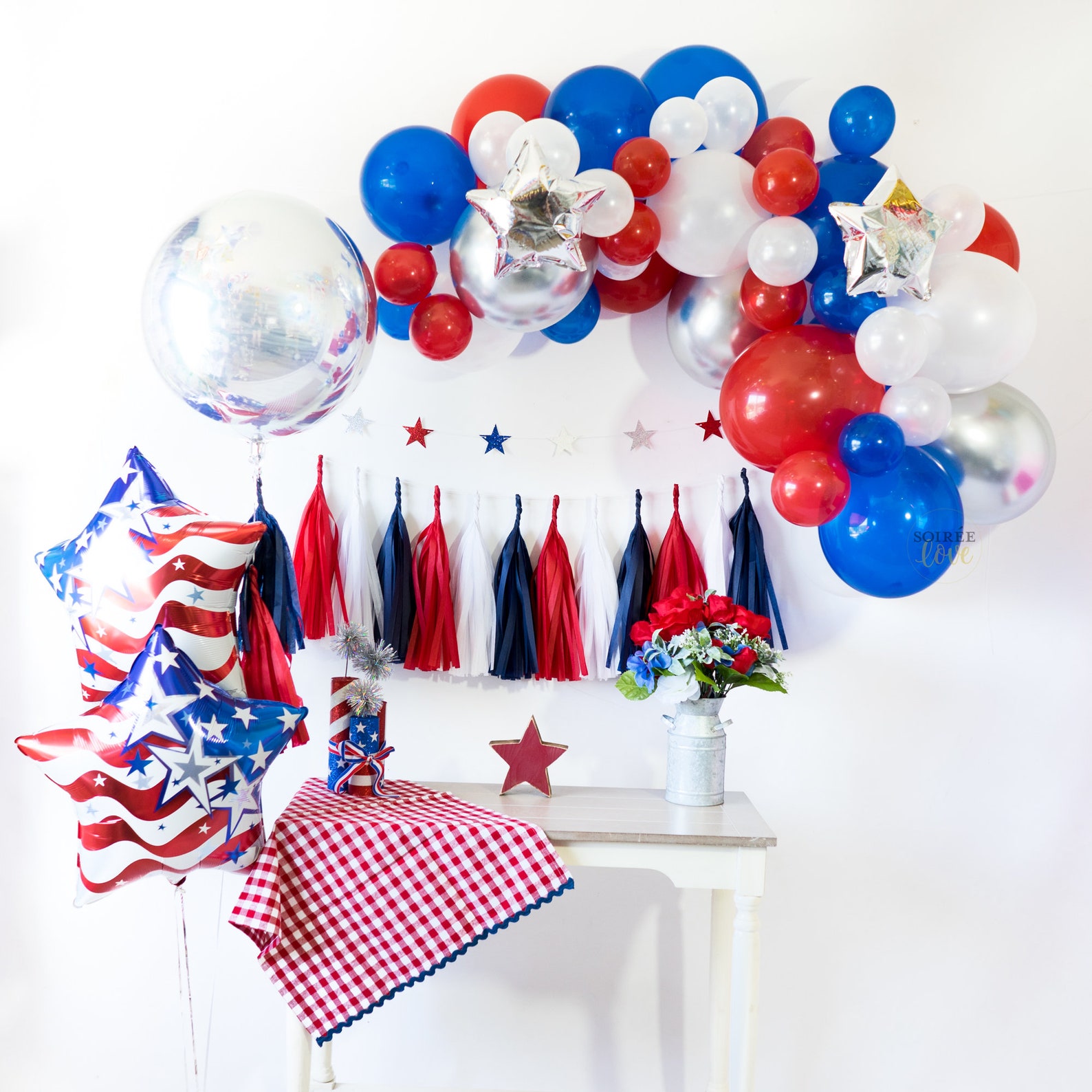 PATRIOT STAR Balloon Bouquet Large Red White Blue Balloon - Etsy