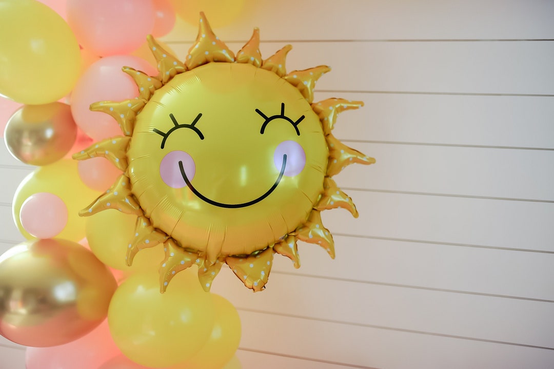 Happy Sunshine Balloon | Summer Birthday Party Decorations, Tutti ...