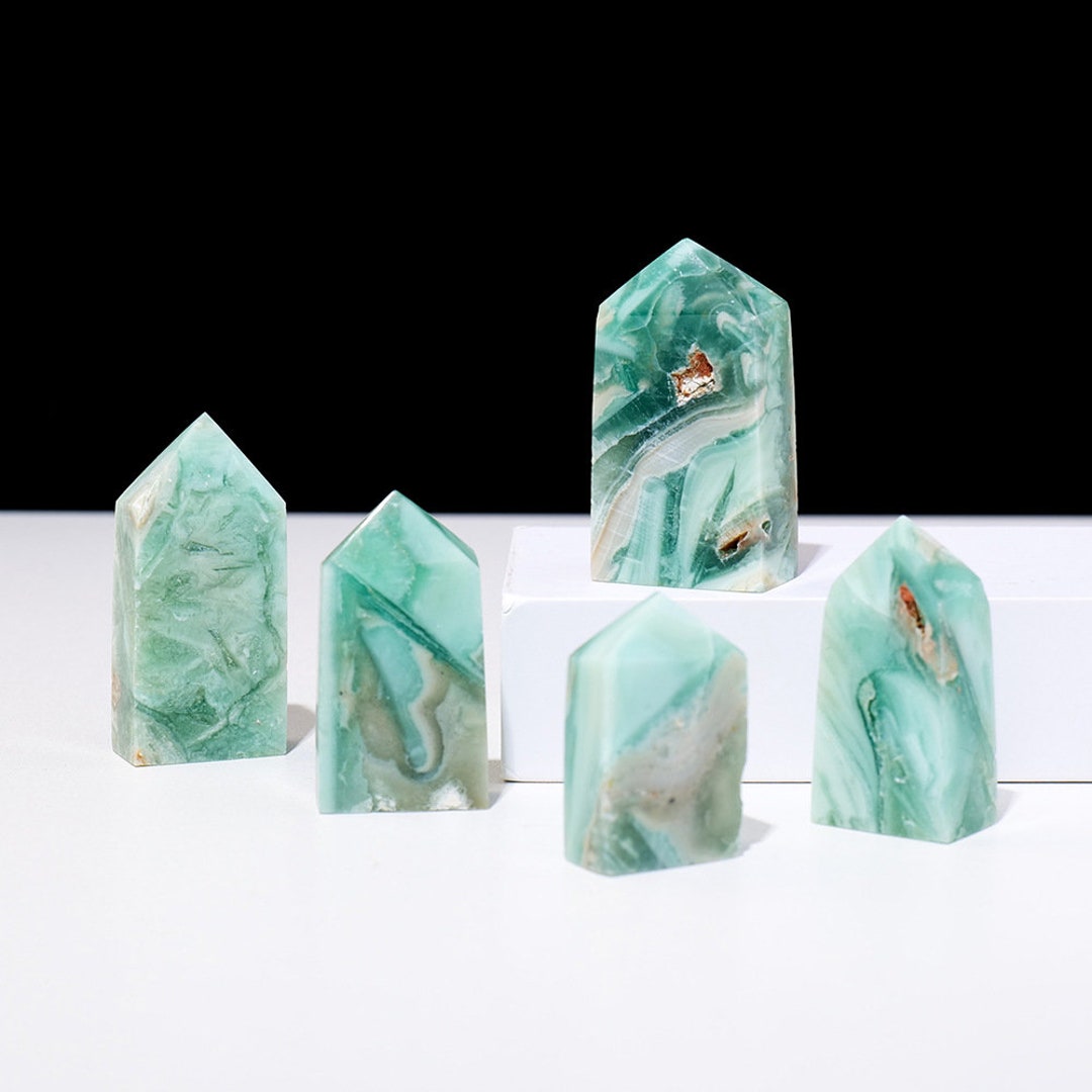 Natural Green Crystal Tower Point Green Quartz Tower Obelisk Gemstone ...