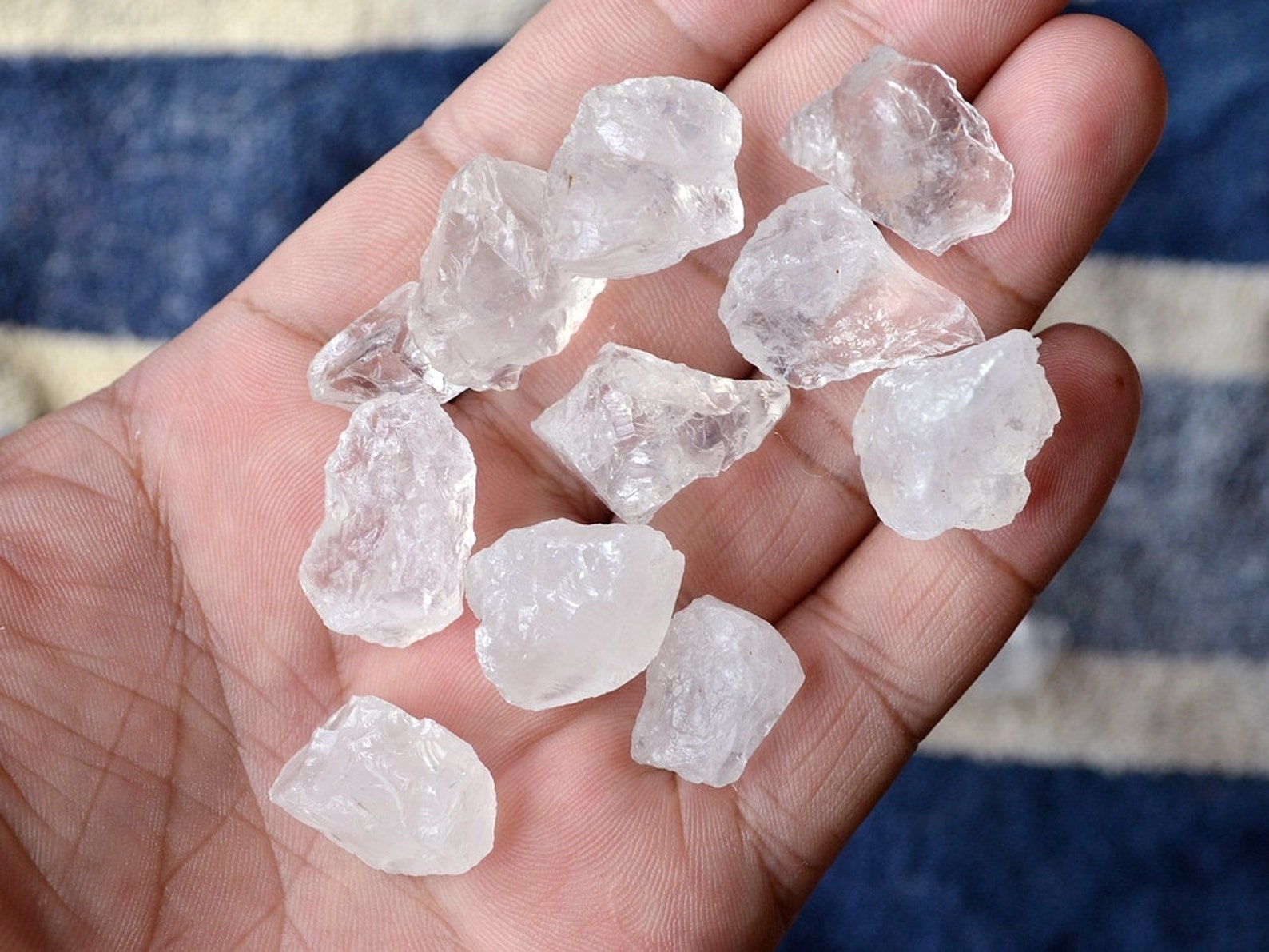 Small Raw Clear Quartz Loose Stone Rough Rock Crystal Quartz - Etsy