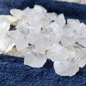 Small Raw Clear Quartz Loose Stone Rough Rock Crystal Quartz Mineral ...