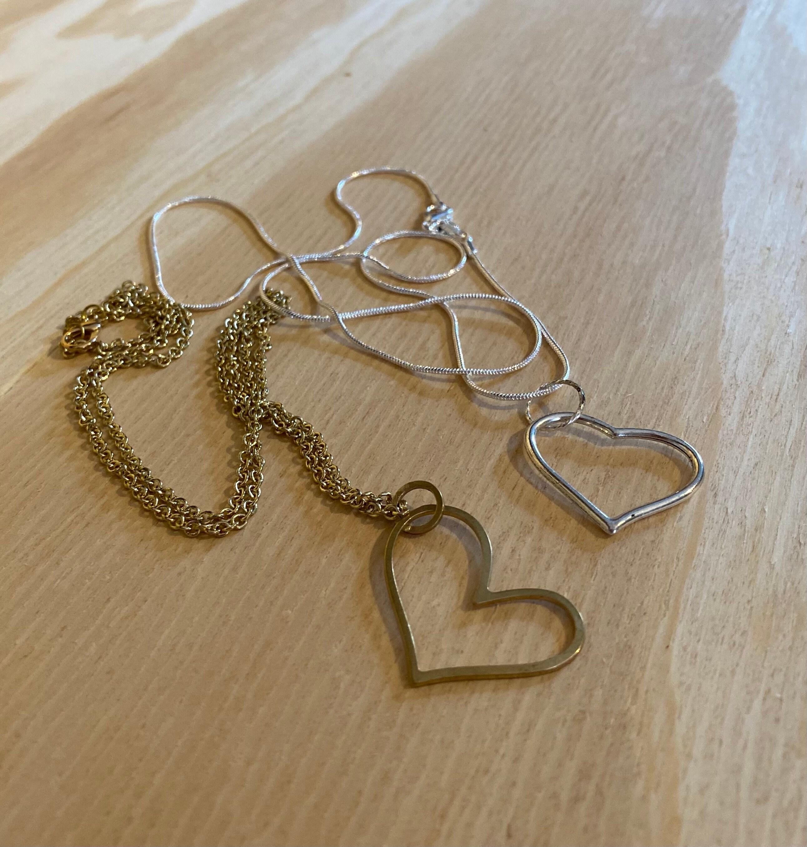 Heart Eyeglass Holder, Necklace. Silver or Brass Heart Loop Eyeglass ...
