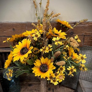Primitive Flowers/large Sunflower Mix Hand Tied Bouquet Beautiful ...