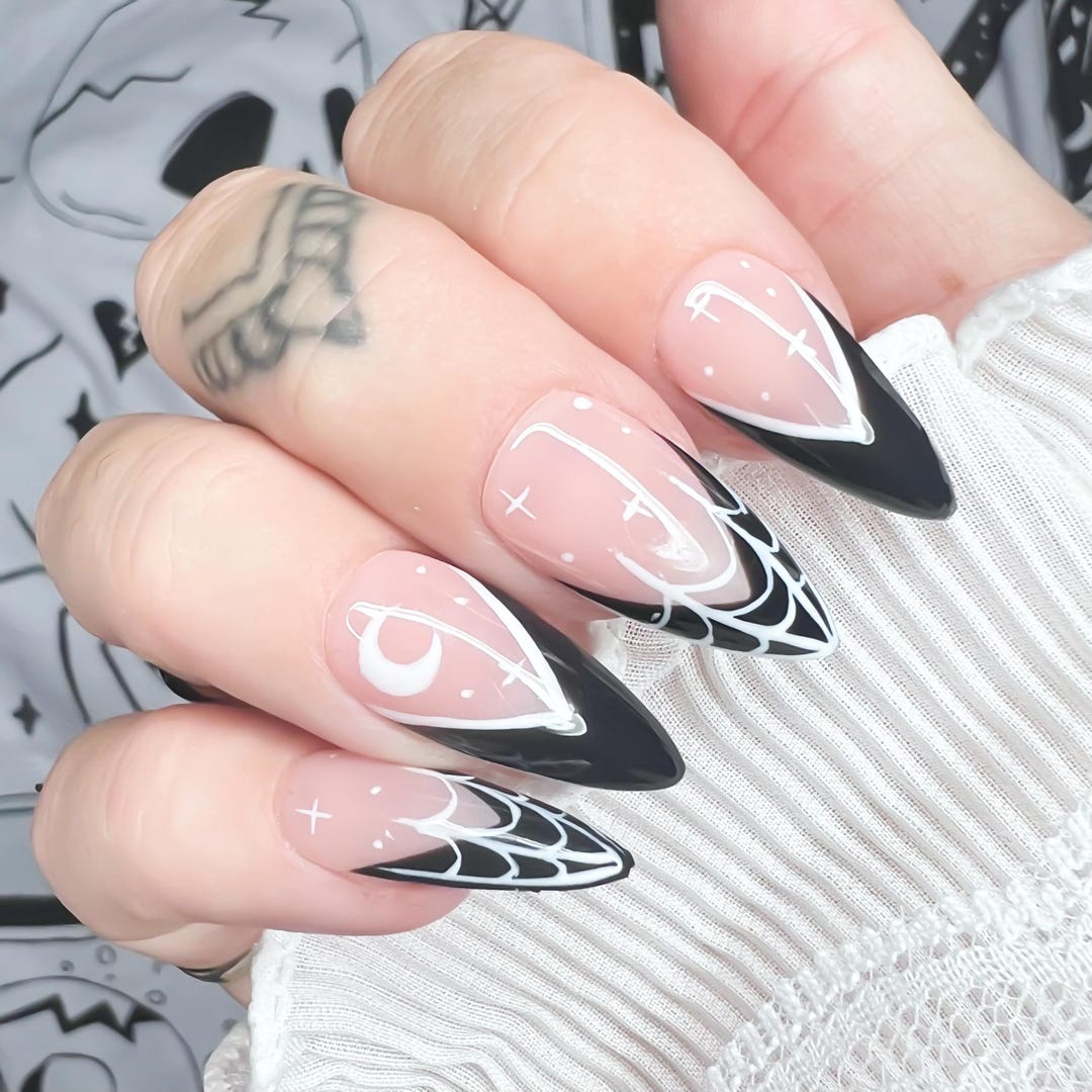 CAUGHT in A WEB Press on Nails, Spider Web, Hand Painted, Gothic, Goth ...