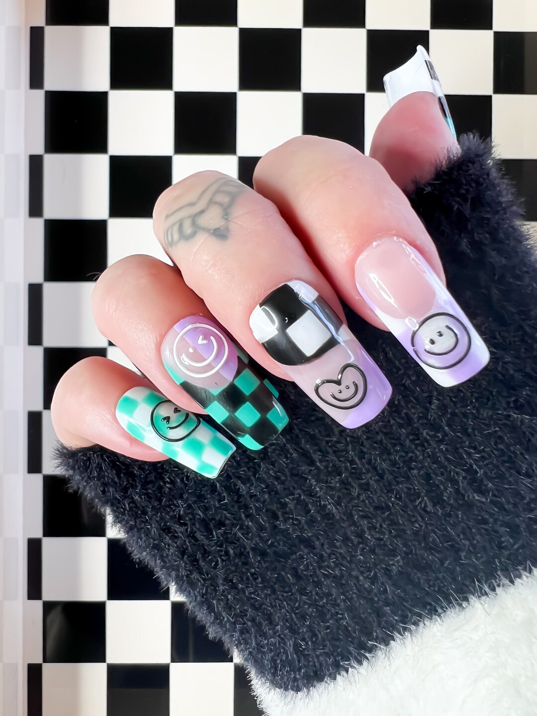 HAPPY DAYZ 90s Smiley Face Trippy Face Acid Green Purple Checkerboard ...