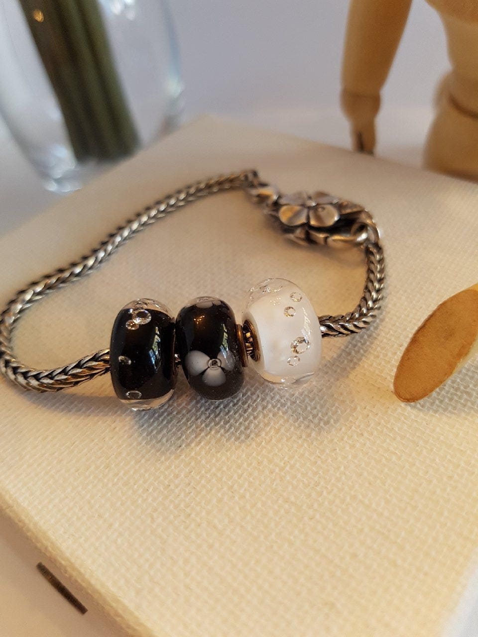 Stunning Authentic Trollbead White Flower Black Backdrop Glass - Etsy ...