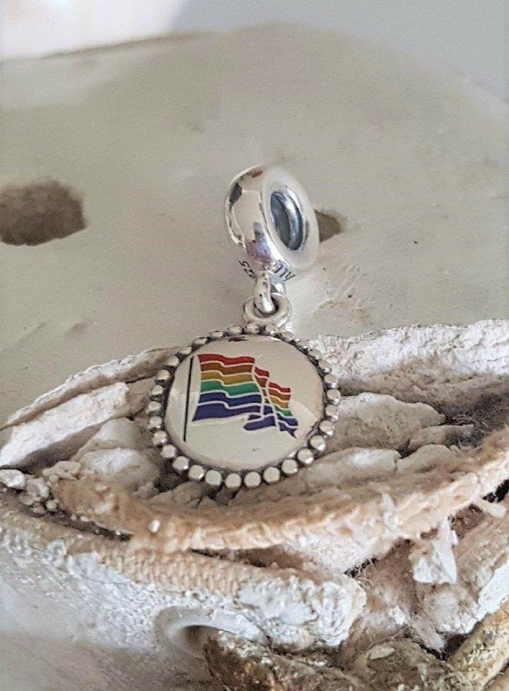 Rainbow pandora charm store