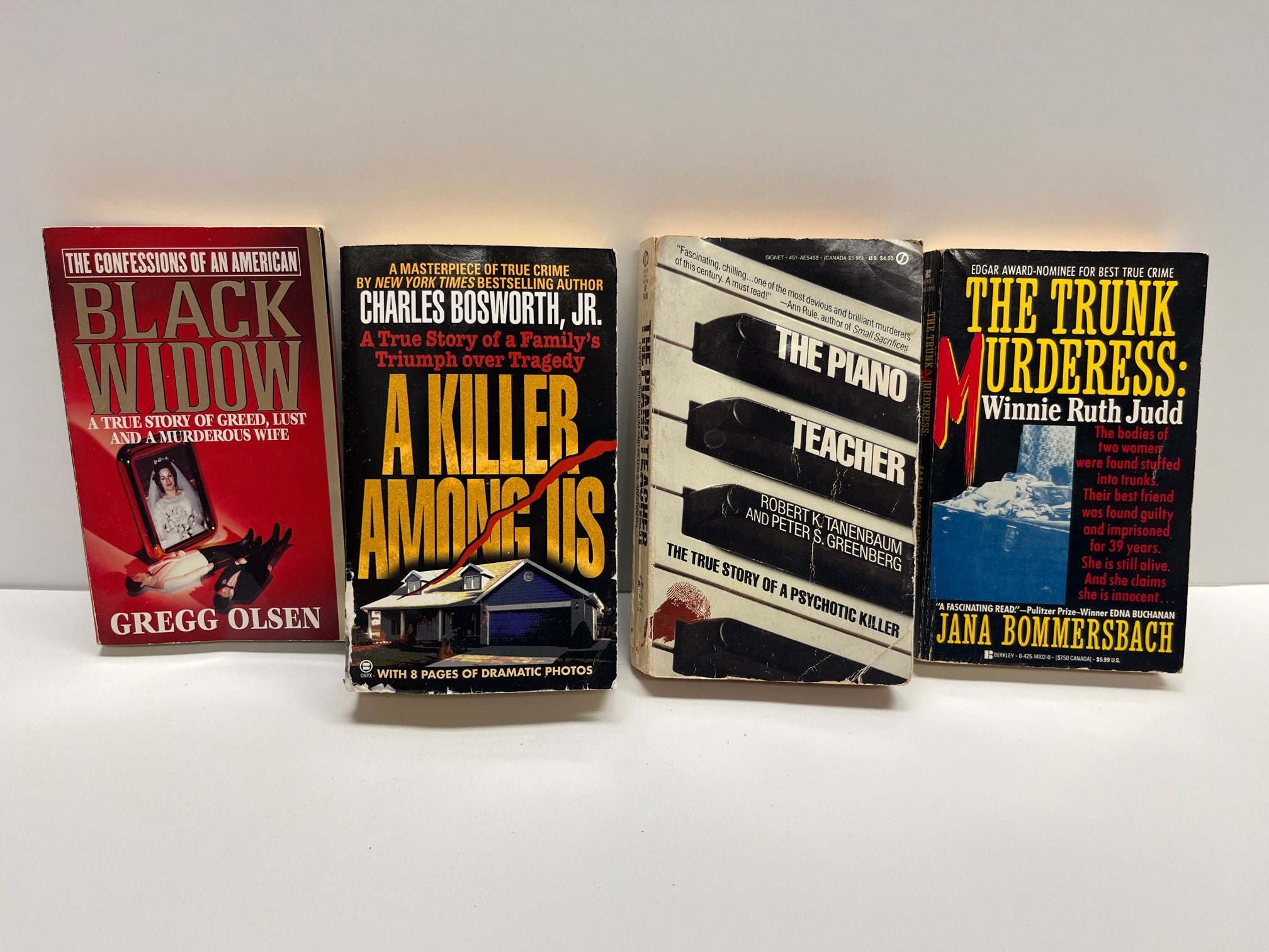 VINTAGE 1990's True Crime Books (x4) - Crime Junkie - Dateline - Pulp ...