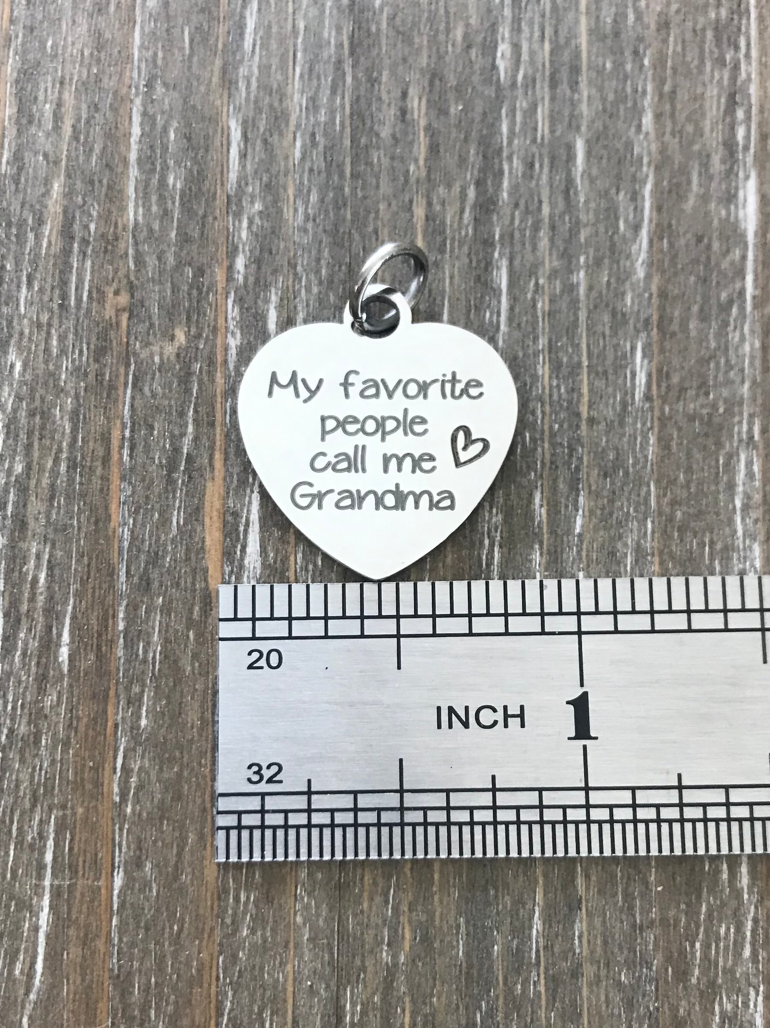 Personalized Grandma Keychain / 1 2 3 4 5 6 Names / Grandma - Etsy