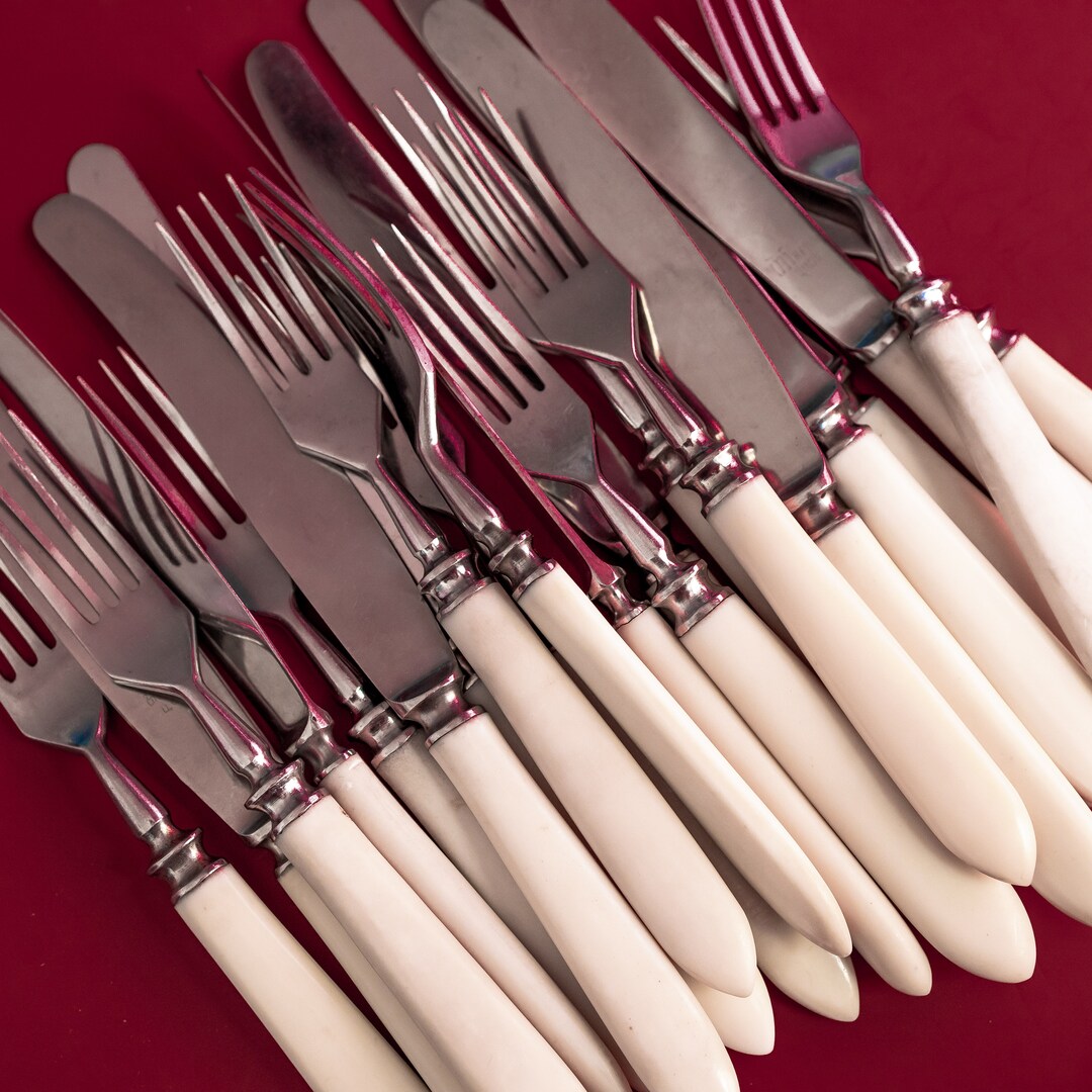12x Colonial Flatware Bakelite Cutlery Set 6 Knives and 6 Forks With ...
