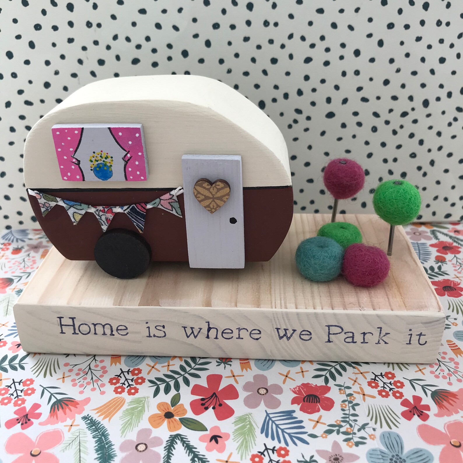 Personalised Miniature Retro Wooden Caravan Caravan Ornament | Etsy