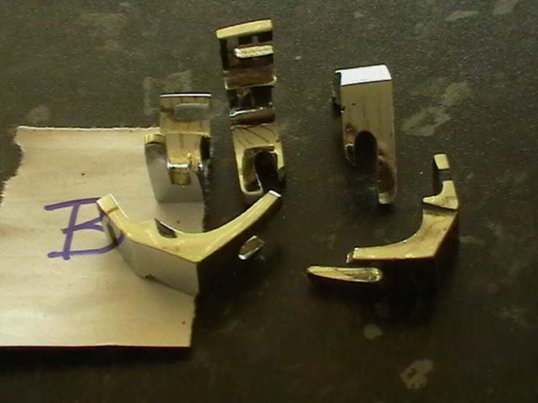 45k Singer Sewing Machine Foot Will Fit Both Cylinder Arm and Flat Beds ...