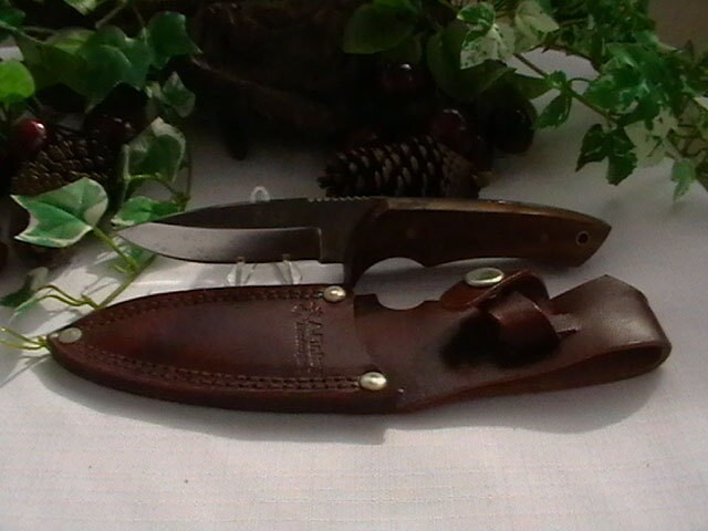 Modern Bushcraft Knife - Etsy