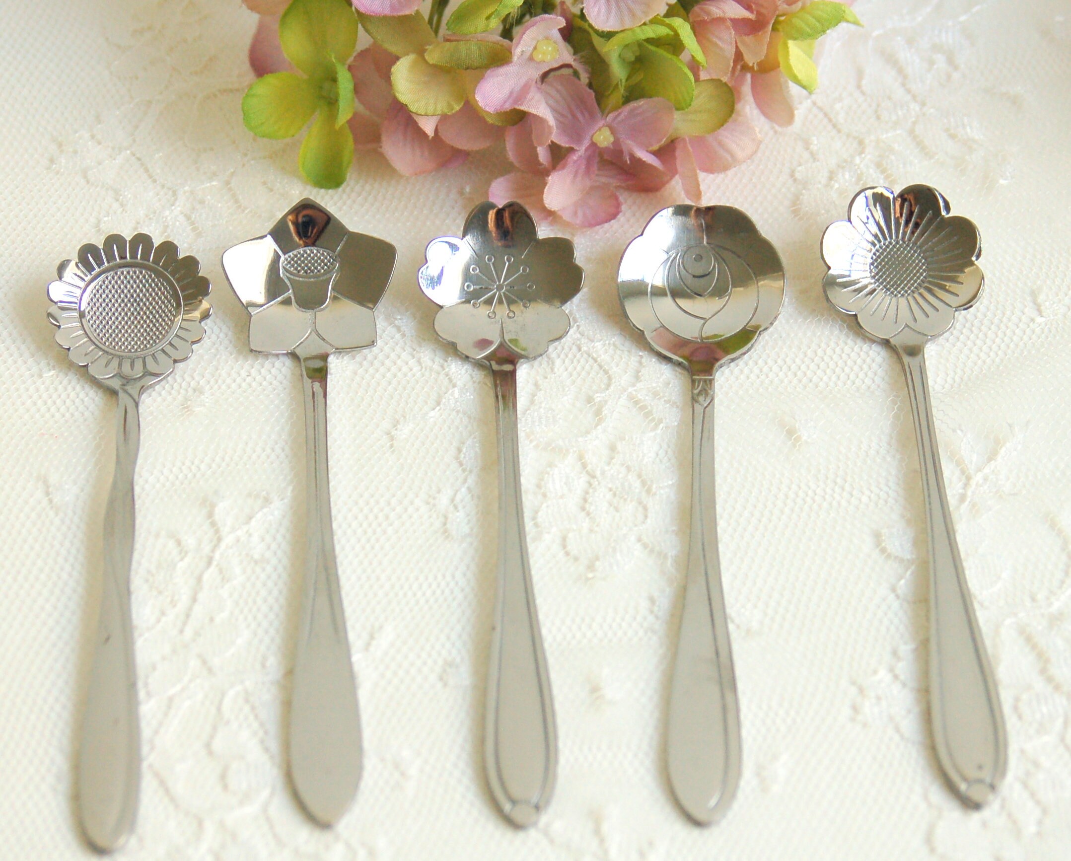 Cute Small Tea/ Coffee Spoons Set of 5. Silver Color Small Spoons ...