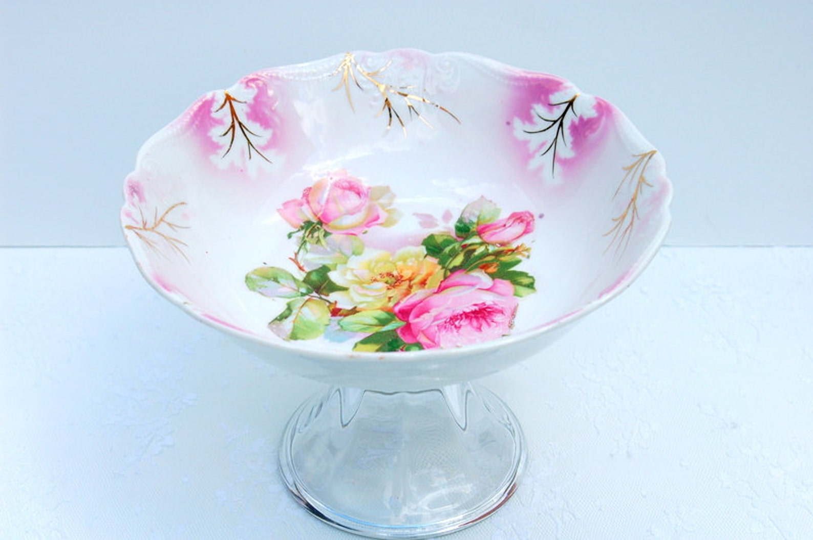 Vintage Pink Roses Pedestal Serving Bowl. Shabby Chic or Cottage Decor ...
