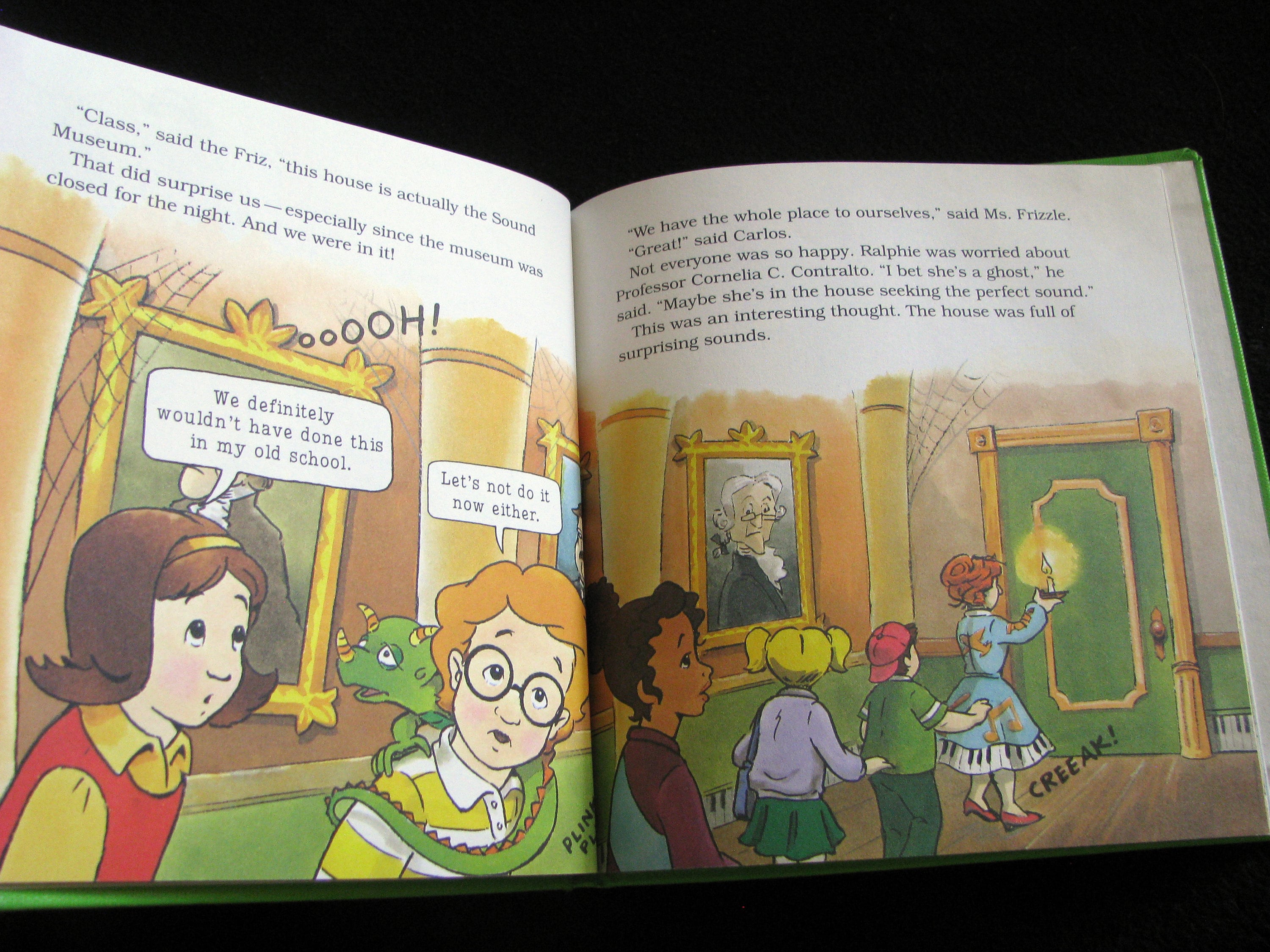 The MAGIC SCHOOL BUS in the Haunted Museum (1995) by Joanna Cole ...