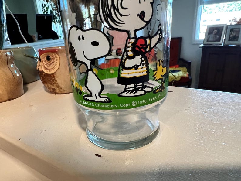 Vintage Peanuts Snoopy Glass, Peanuts Gang Jumping Rope, Collectible ...