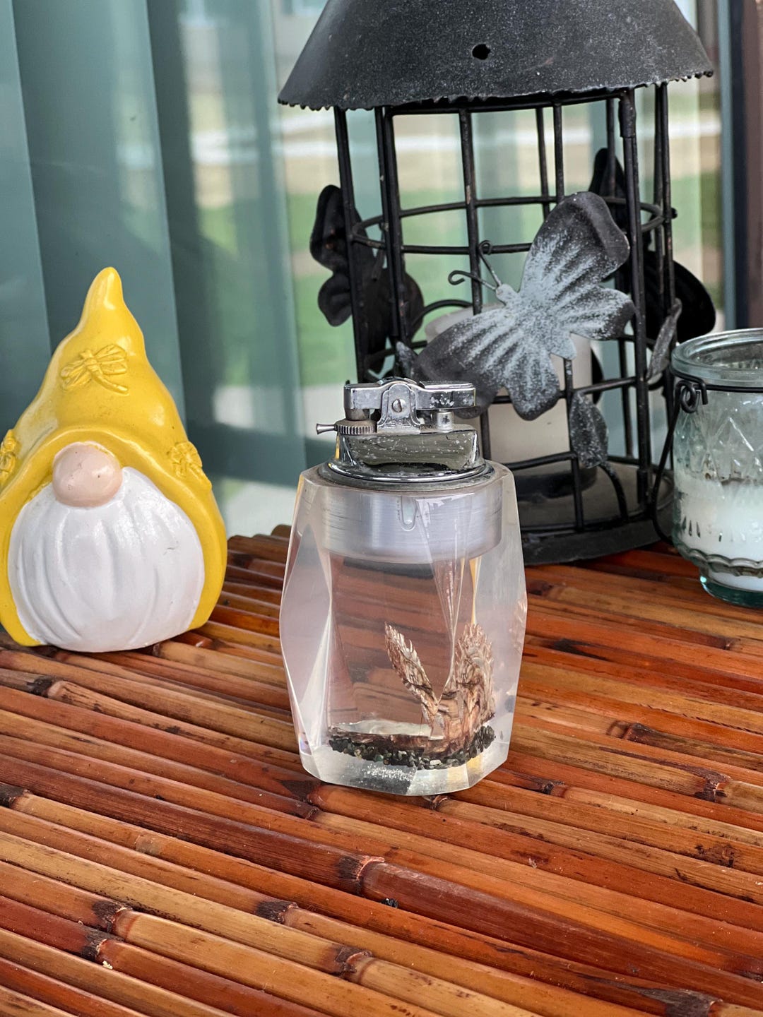 Vintage Art Deco Table Lighter With Clam & Pearl, Lucite, Acrylic ...