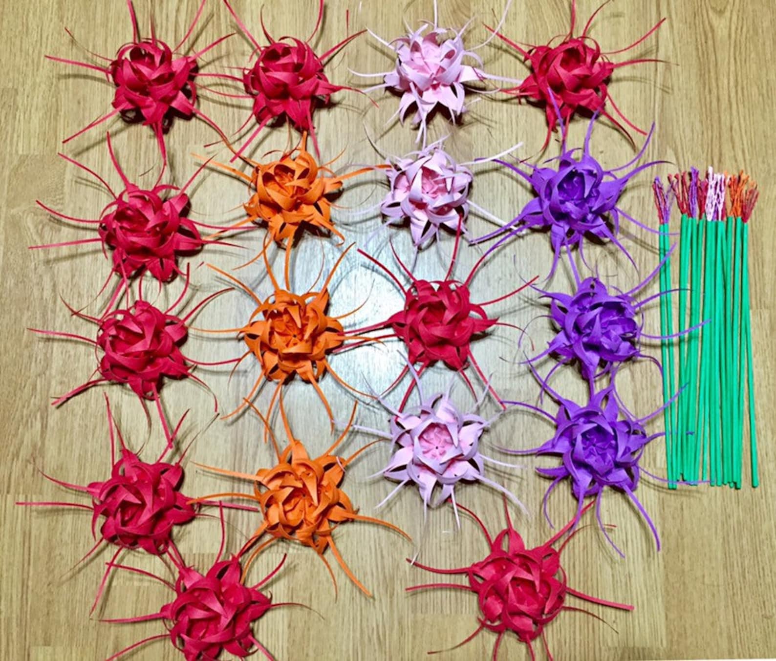 Origami Spider Lily: A Fleeting Beauty Captured in Paper – easy origami ...