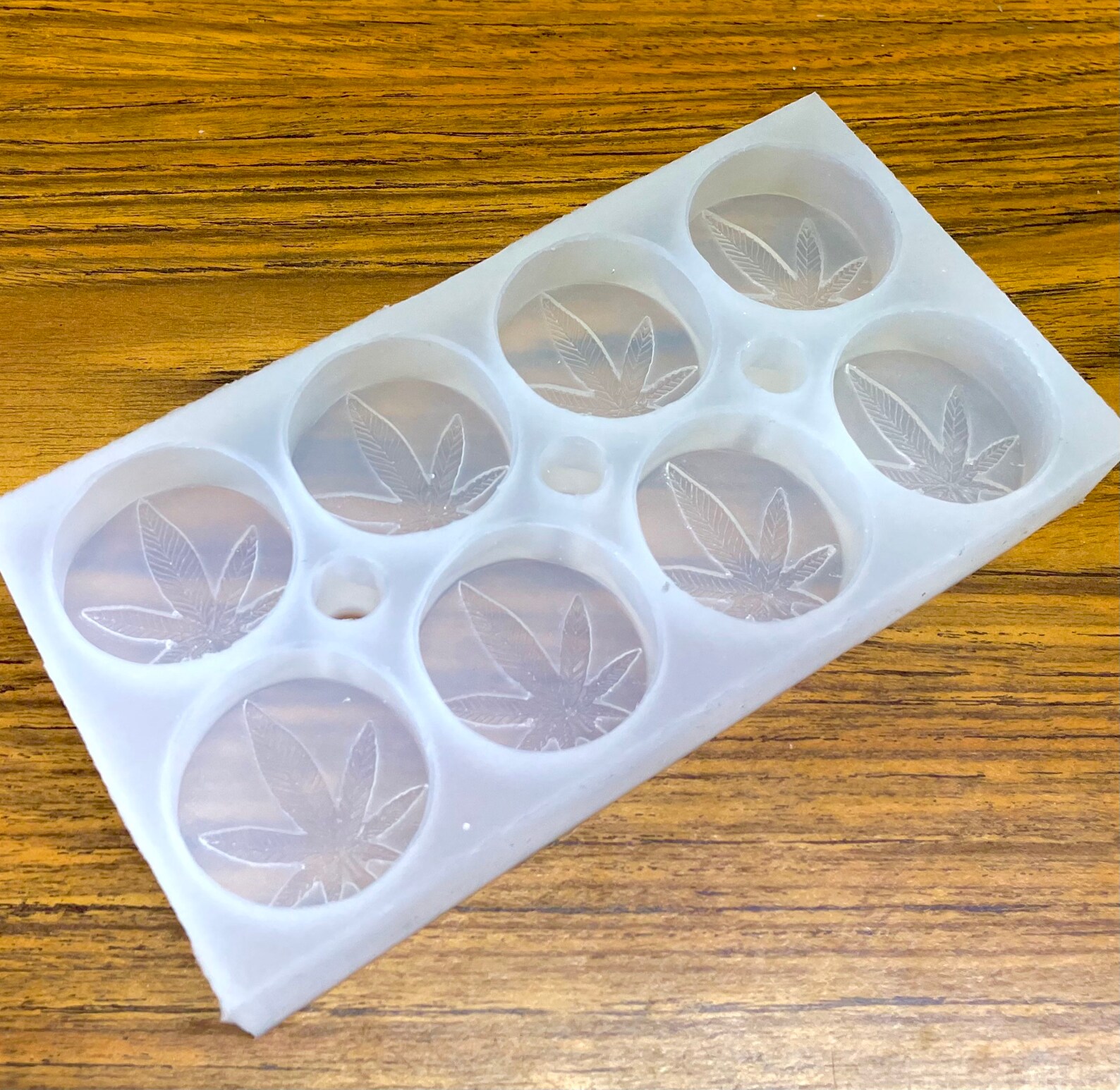 8 Cavity Silicone Pot Leaf Tea Light Candle Mold Marijuana - Etsy
