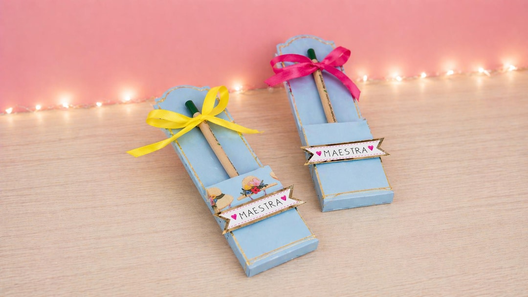 FILE Pencil Holder and Bookmark Box (.SVG .PDF .studio) - Etsy