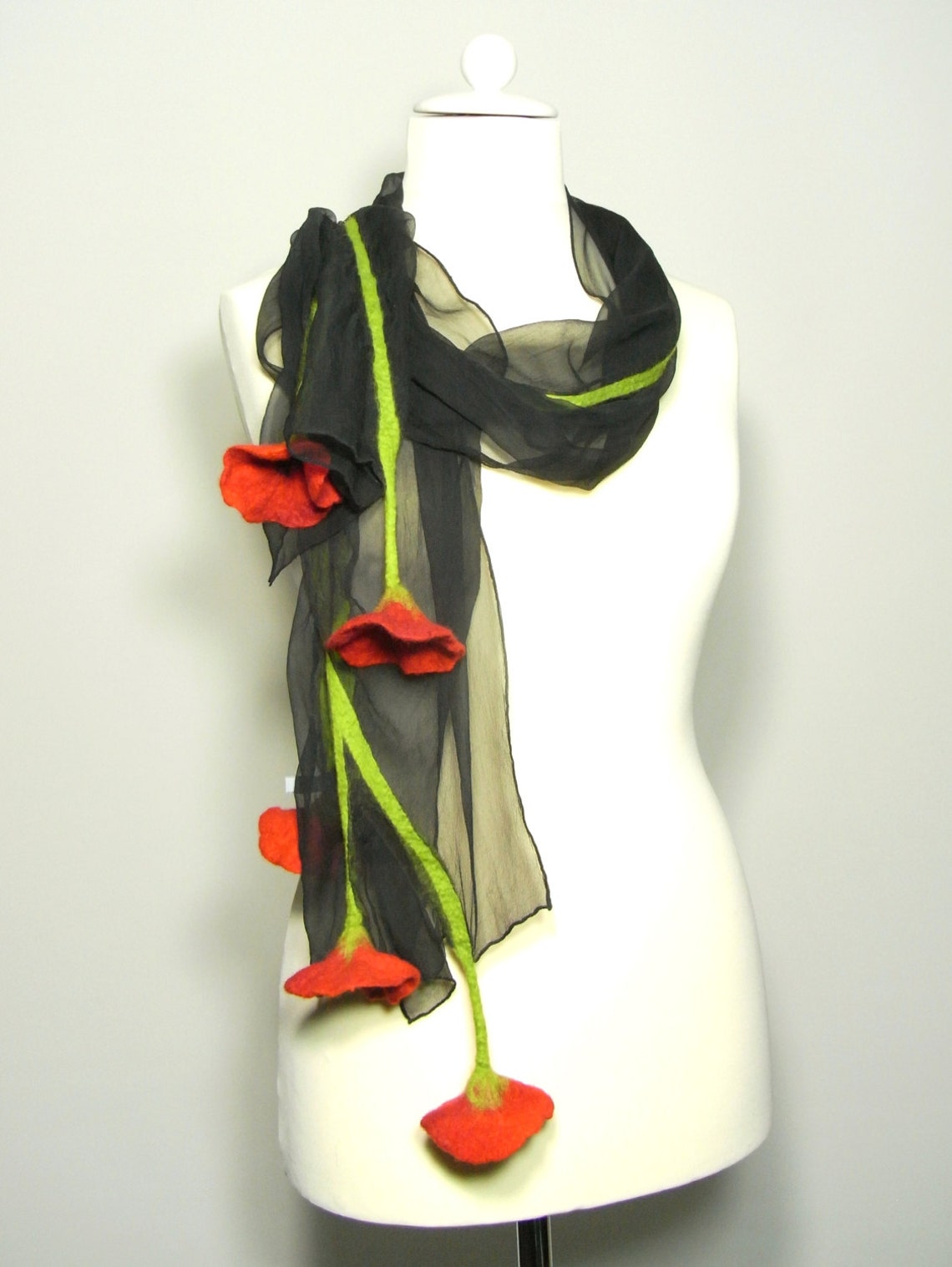 Black and Red Poppy Scarf Handfelted Scarf Red Flowers Poppies Boho ...