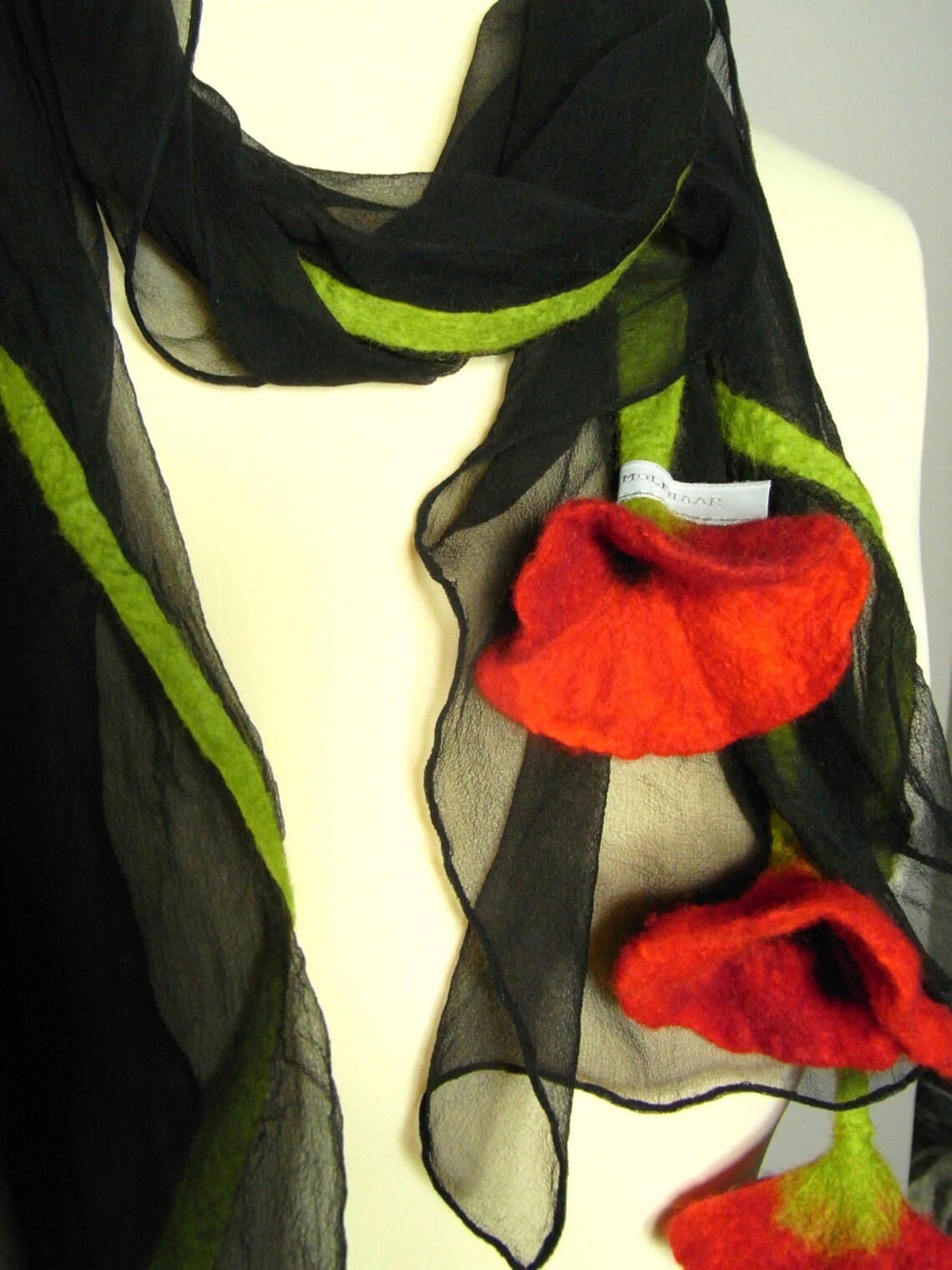 Black and Red Poppy Scarf Handfelted Scarf Red Flowers Poppies Boho ...