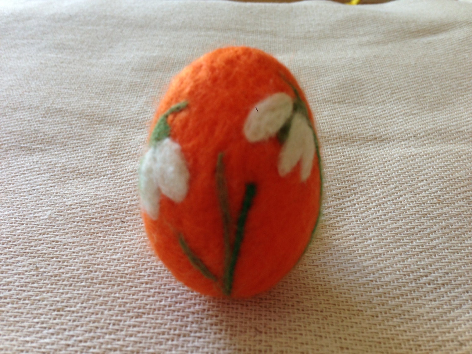 Felted Easter Egg, Needle Felt Easter Decoration, Spring Felt Ornament ...
