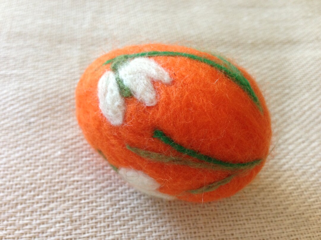 Felted Easter Egg, Needle Felt Easter Decoration, Spring Felt Ornament ...