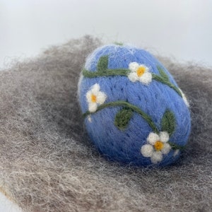 Felted Easter Egg, Needle Felt Easter Decoration, Spring Felt Ornament, Needle Felt Art Gift ...