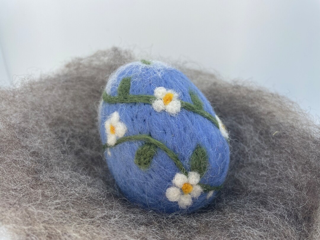Felted Easter Egg, Needle Felt Easter Decoration, Spring Felt Ornament ...