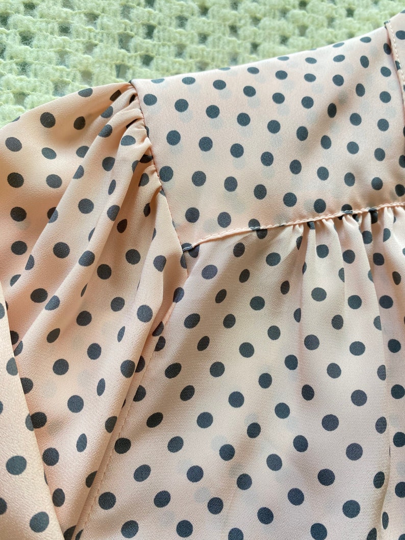 1970s 80s Vintage Pink and Grey Polka Dot Spotty Dots Design Shirt ...