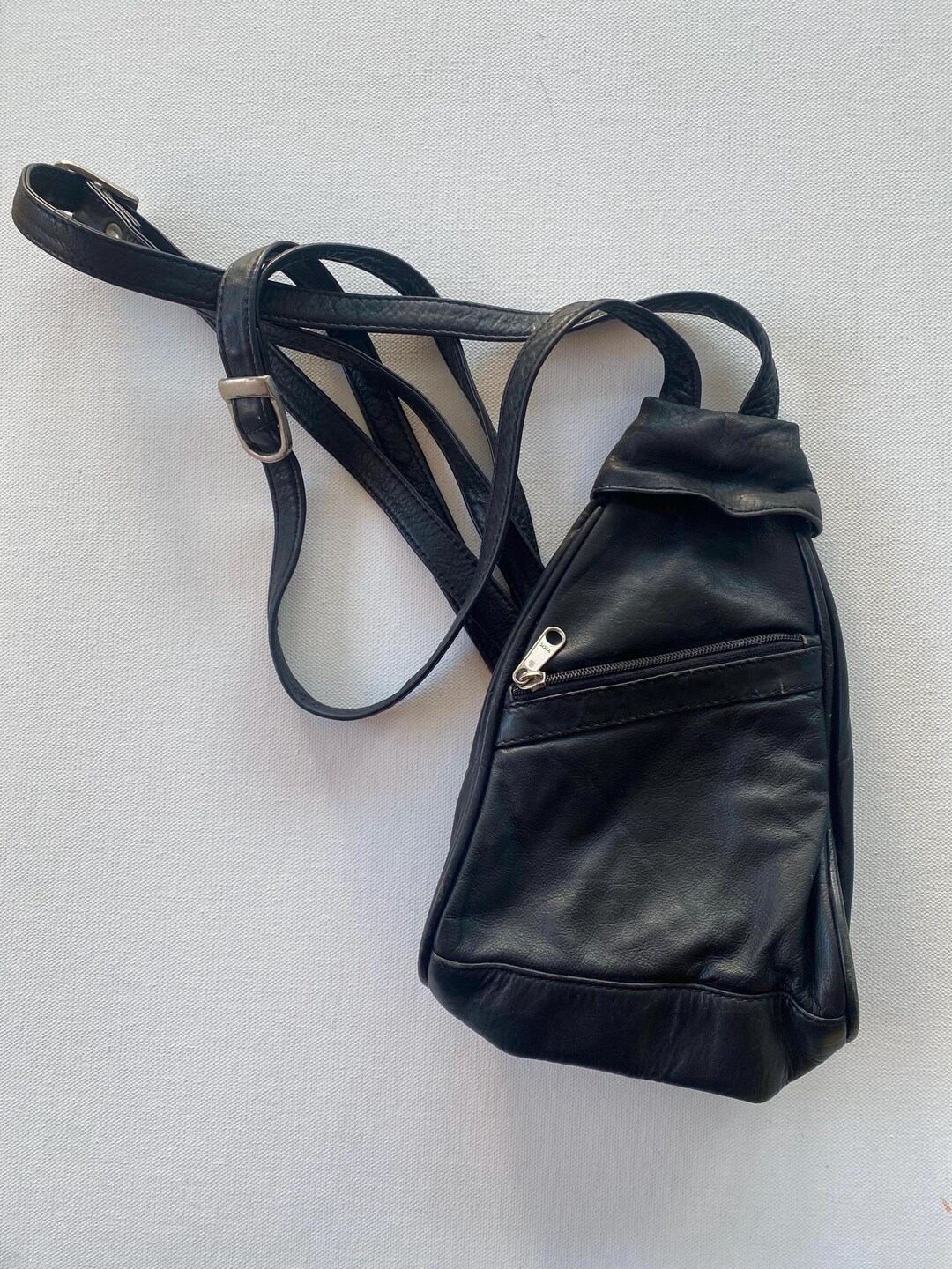 1980s 90s Vintage Black Leather Backpack - Etsy