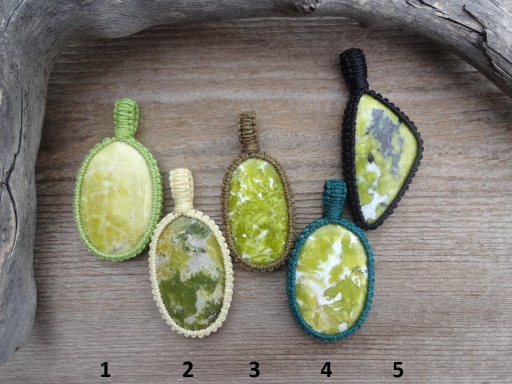 Lizardite Macrame Necklace, Lime Green Stone Macrame Pendant, Green ...