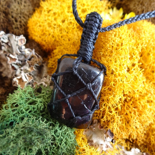 Root Chakra Stone - Etsy