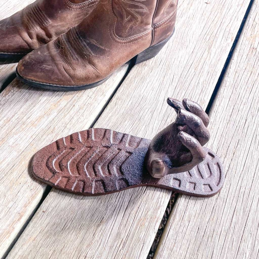 Hand Boot Jack, Addams Family Thing Boot Puller, Zombie Hand Gumboot ...