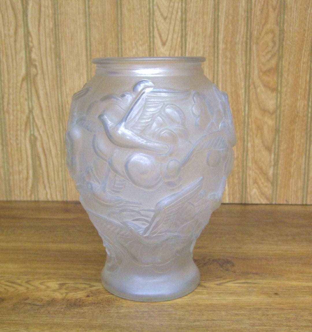 Czechoslavakia Bohemian Barolac Lalique Style Art Glass Frosted Urn ...