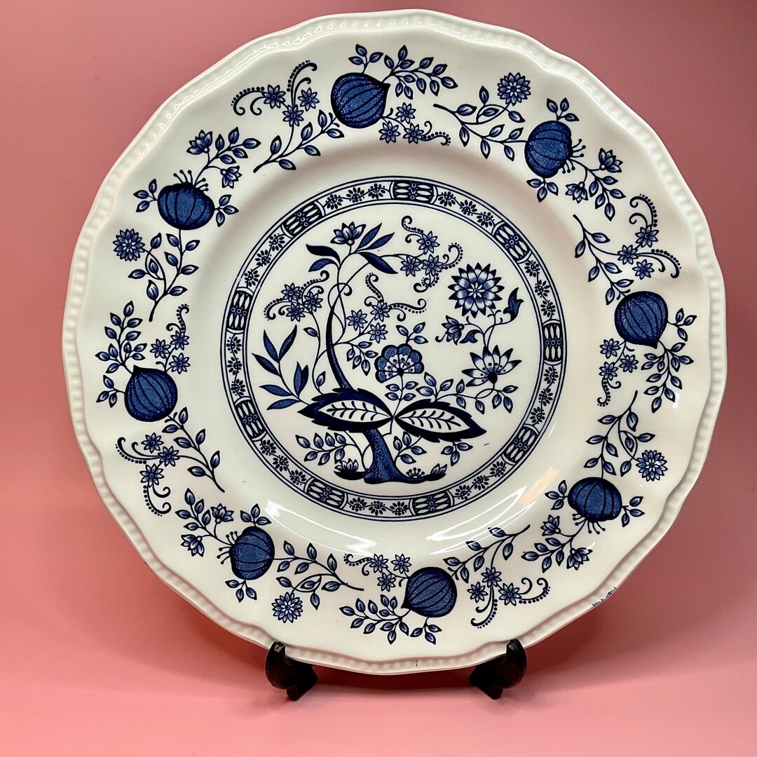 Kensington Coventry Blue Dinner Plates / 1960s Vintage / Traditional ...